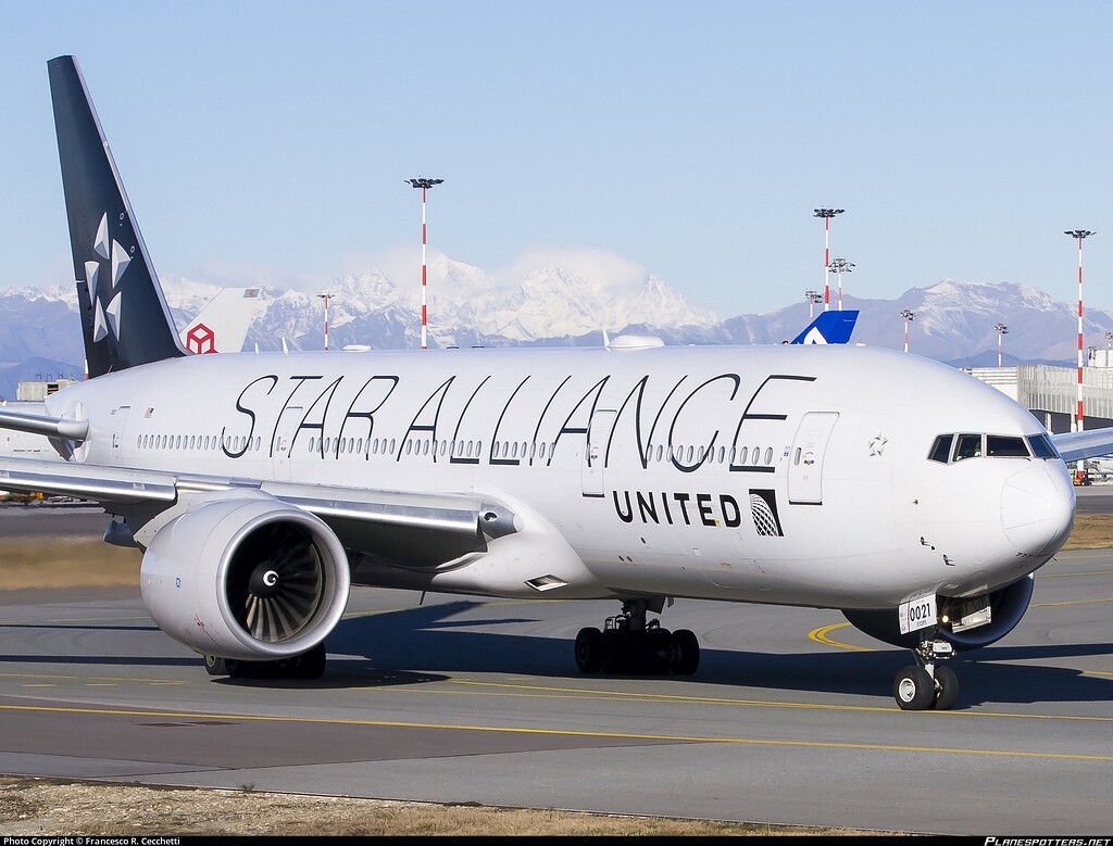 UAL / B772 - United Airlines (Star Alliance livery) - Livery ...