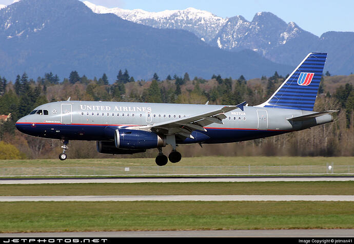 UAL / A319 - United Airlines (Battleship Grey 1993-2004 livery ...