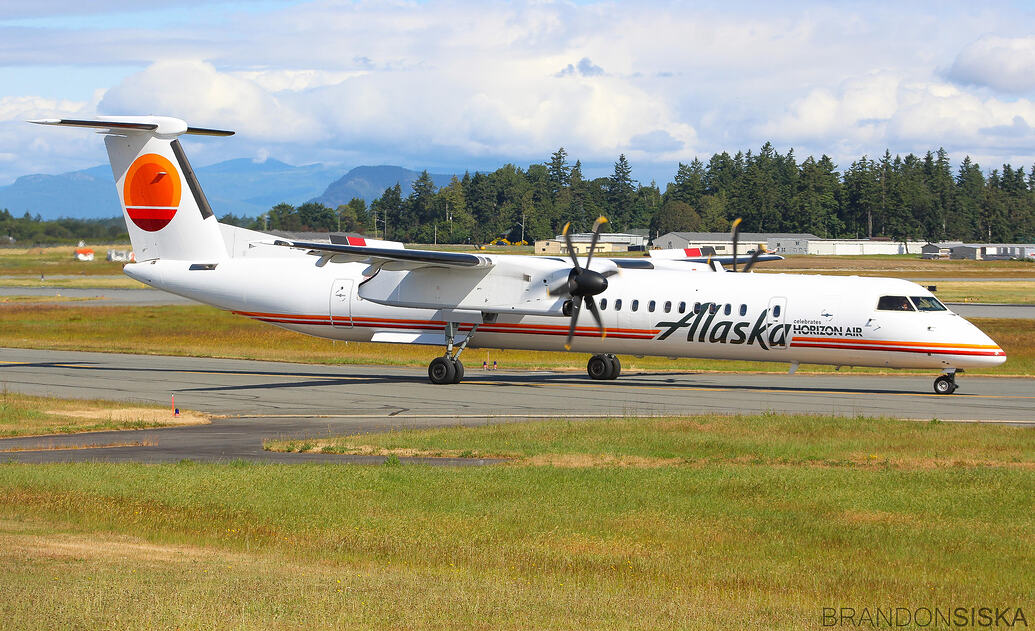 ASA / DH8D - Alaska Airlines (Horizon Air retro livery) - Livery ...
