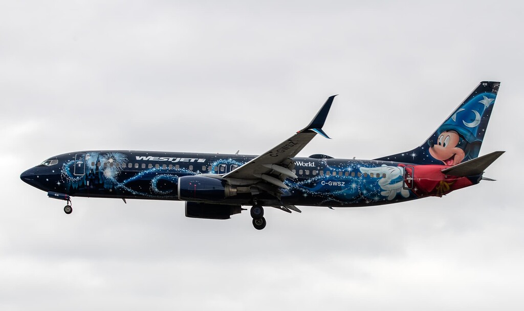 WJA/ B738 - WestJet (Walt Disney World - Mickey Mouse) - Livery ...