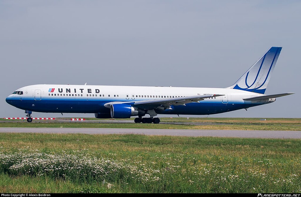 UAL / B763 - United Airlines (Rising Blue 2004-2010 livery) - Livery ...