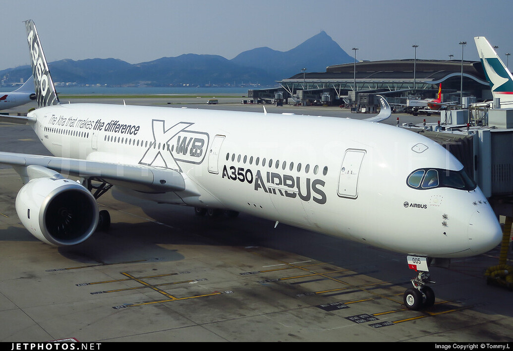 AIB / A359 - Airbus (Carbon - Around the world / The Xtra that makes ...