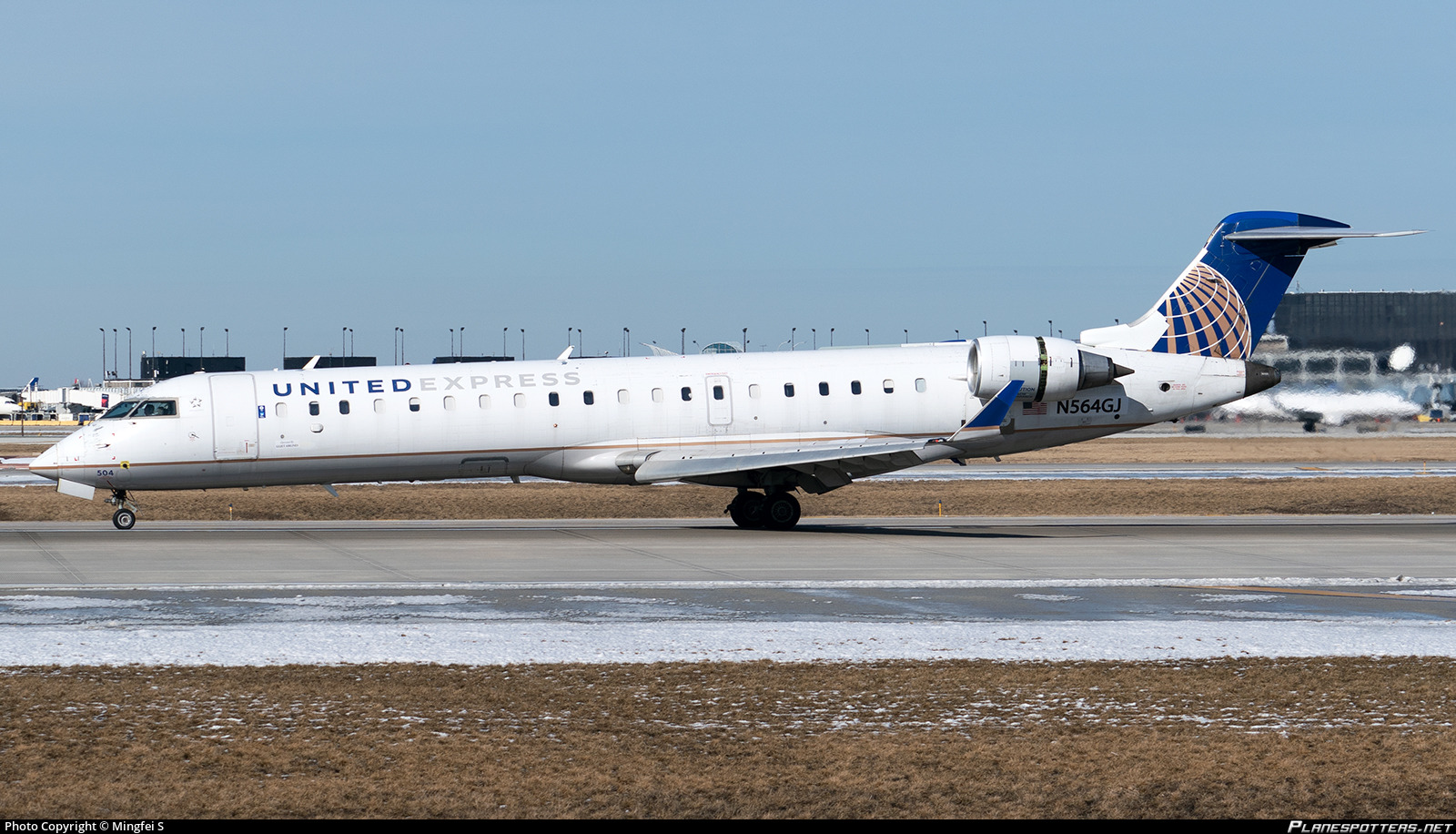 UAL / CRJ7 - United Express (Old Colors livery) - Livery Suggestions ...