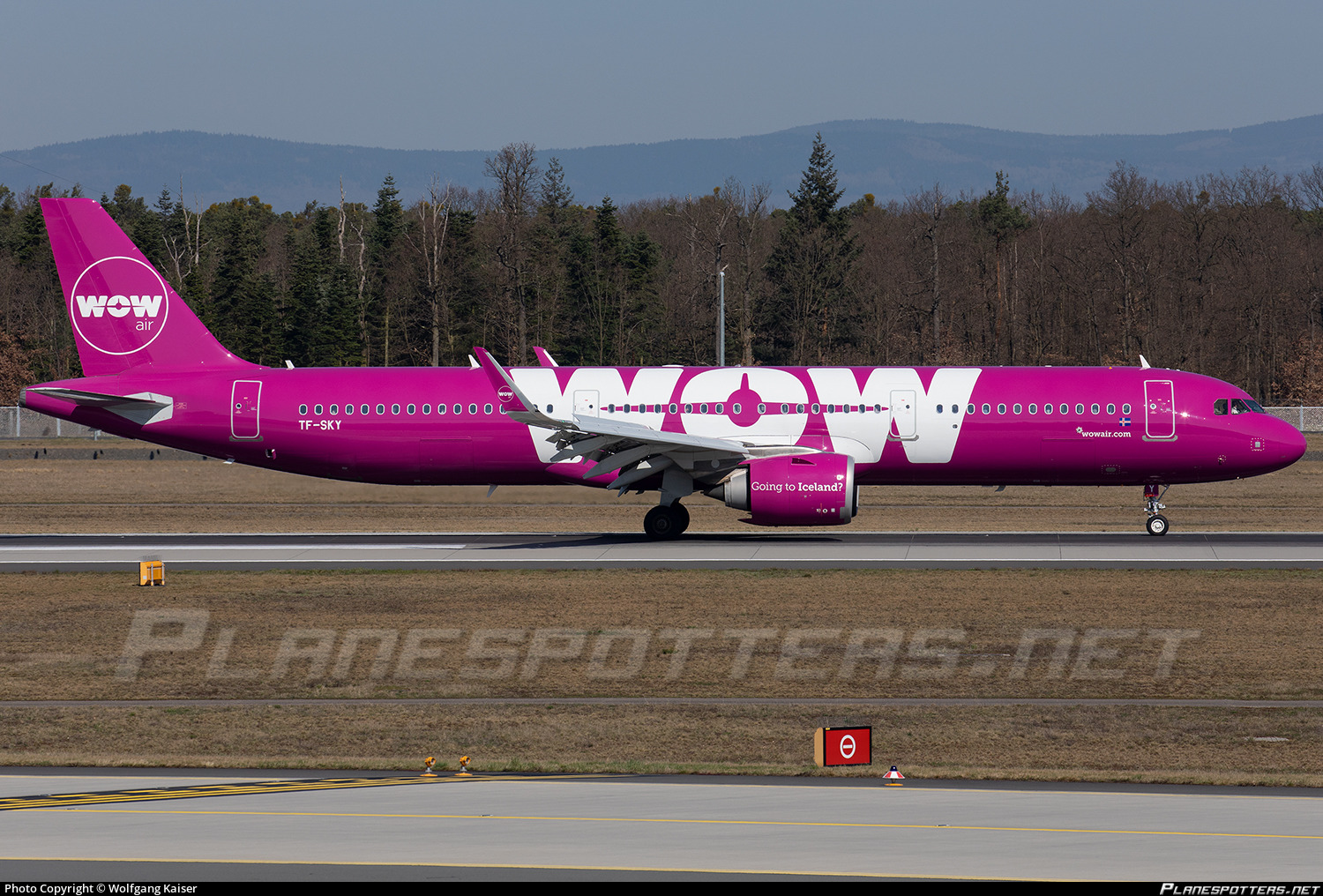 WOW - WOW Air - Airline Suggestions - Flyboys.Games forum