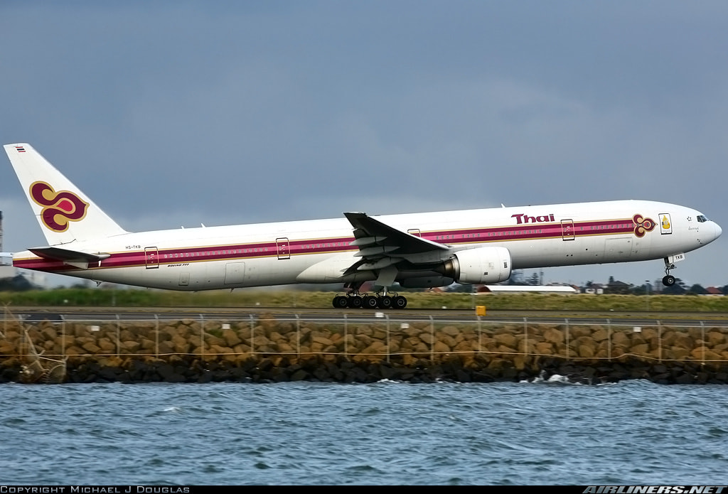 THA / B773 - Thai Airways (Old Colors livery) - Livery - World of ...
