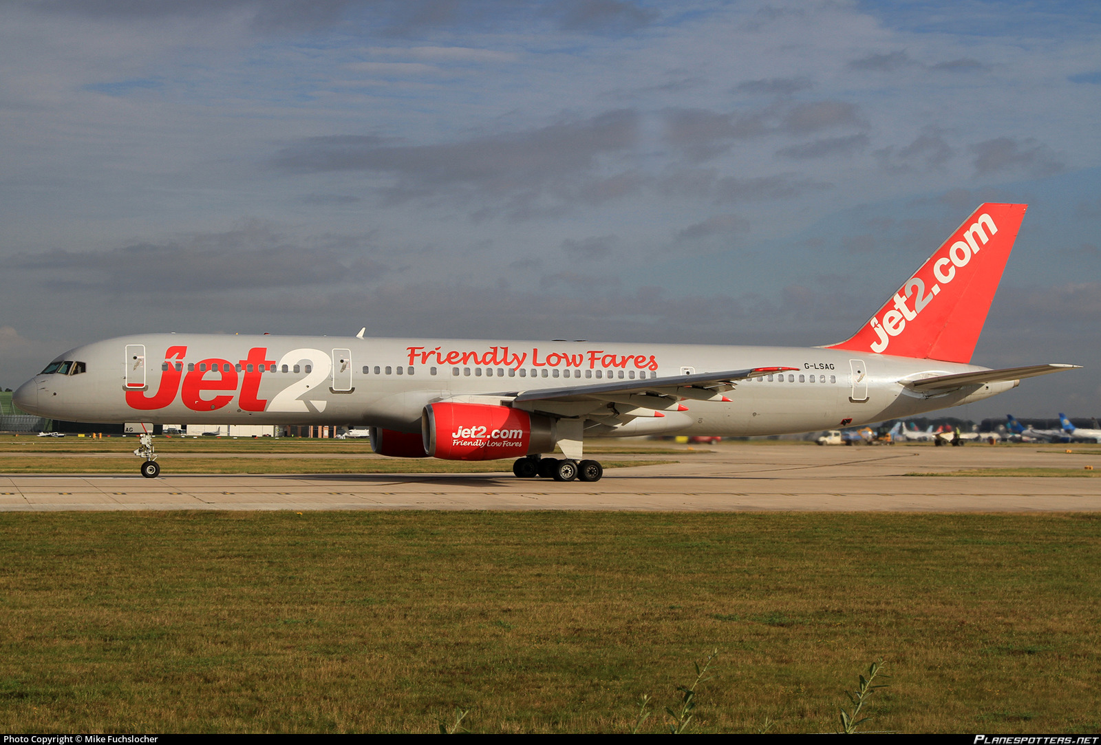 Jet2 Grey 752 livery bug - Bugs - Flyboys.Games forum